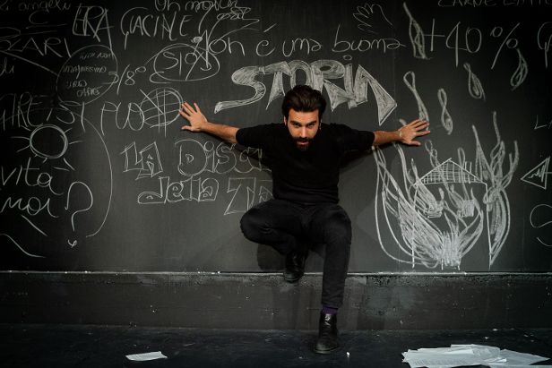 “Possiamo salvare il mondo prima di cena” al Teatro Menotti Filippo ...