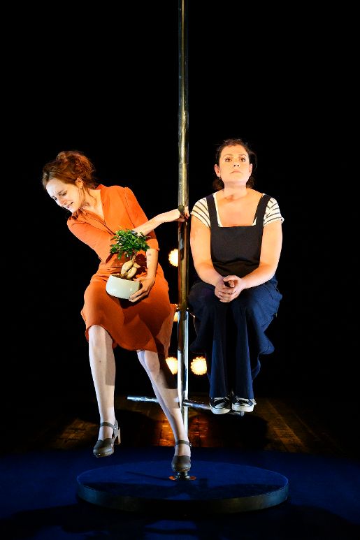 “Aldilà di tutto” al Teatro del Borgo – comunicato stampa – CarloTomeo ...