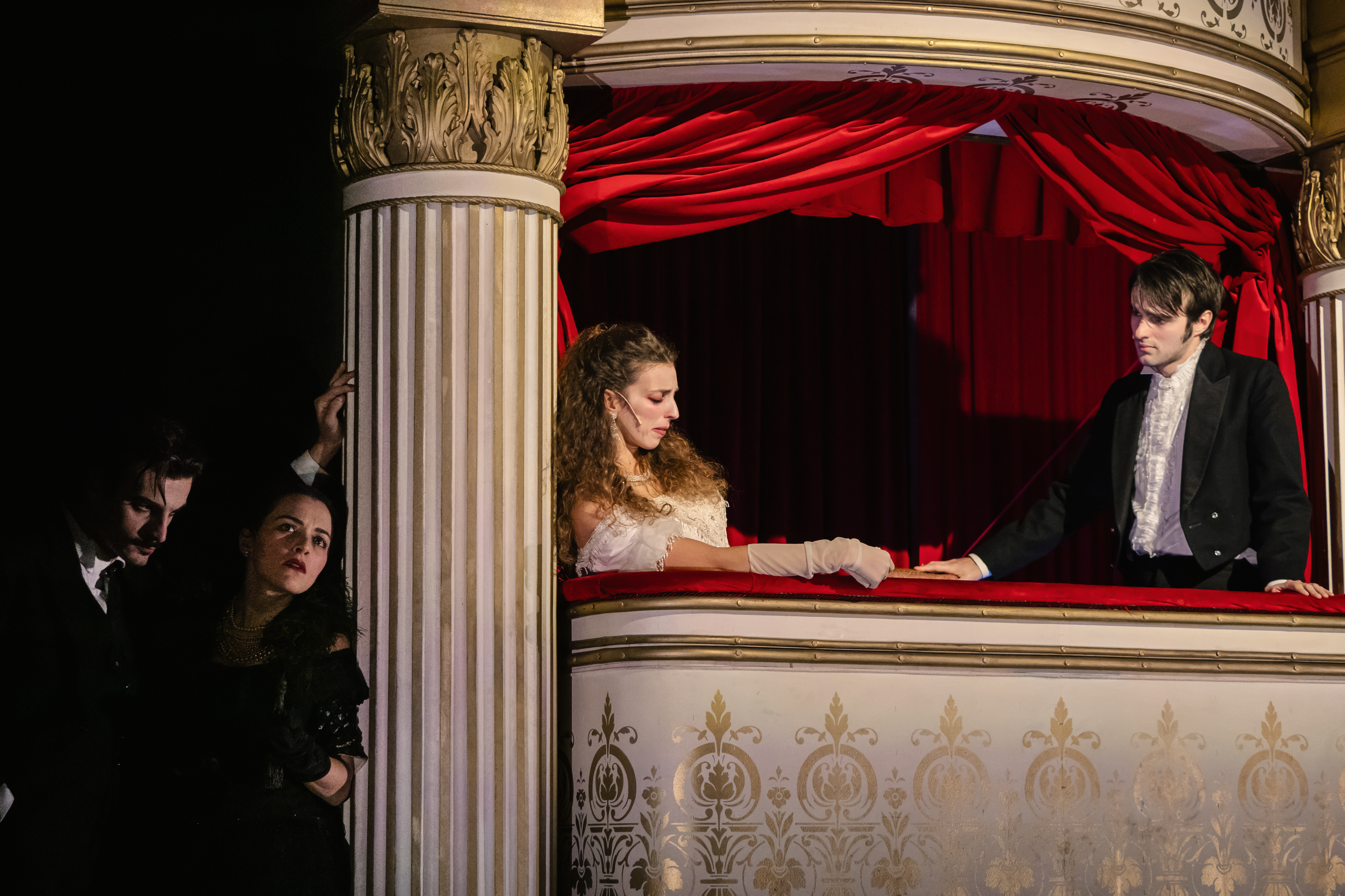 “La Signora delle camelie” al Teatro Fontana – comunicato stampa ...
